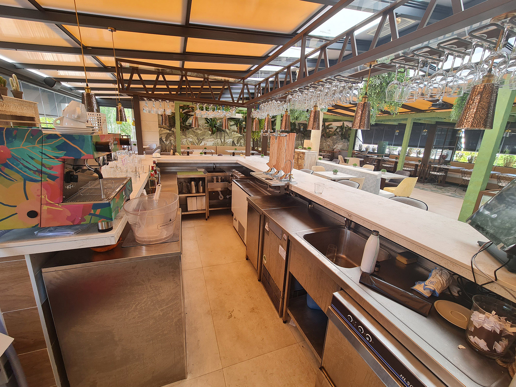 ASESORAMIENTO IMPLANTACIÓN PUESTA EN MARCHA DE PROYECTOS DE ...